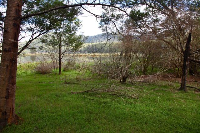 Locations Hub - Lake Yarrunga