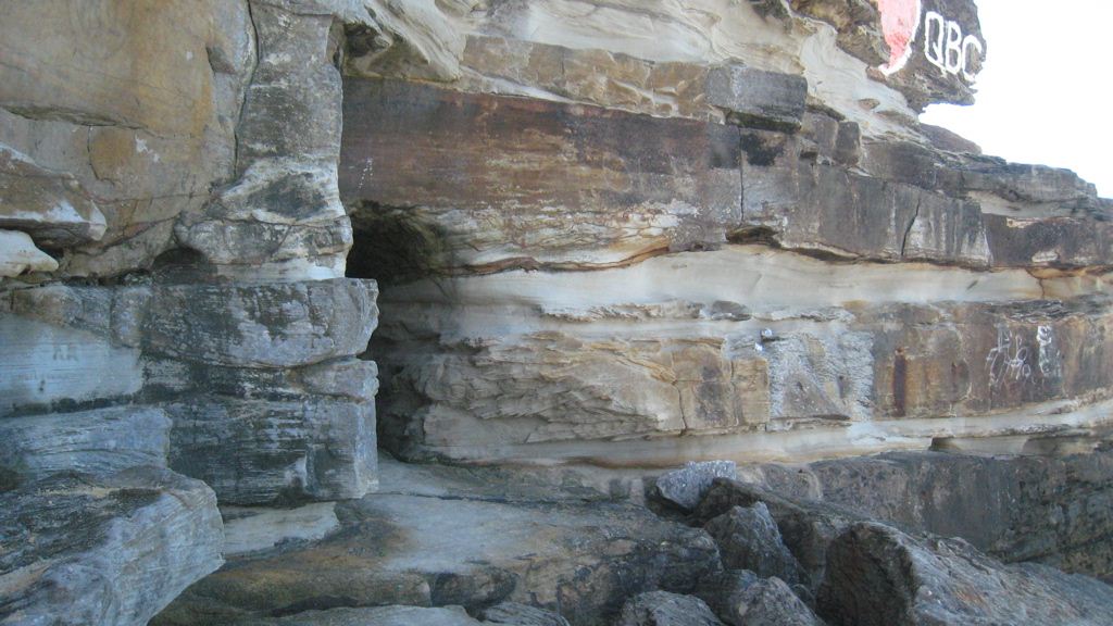 Locations Hub - Queenscliff Tunnel