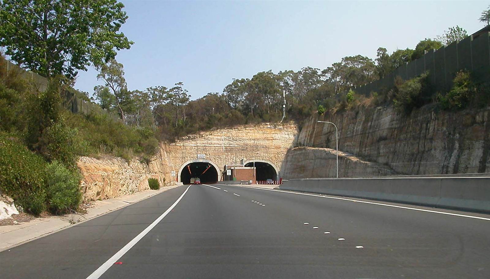 Locations Hub - M2 Tunnel North Epping