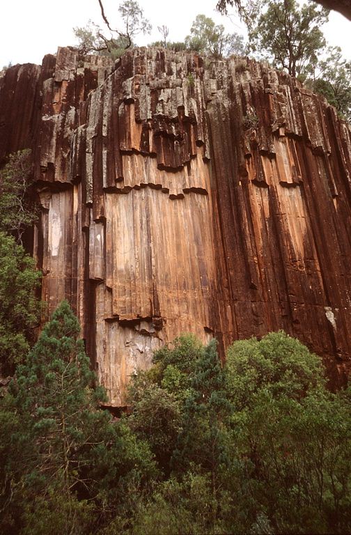 Locations Hub - Sawn Rocks