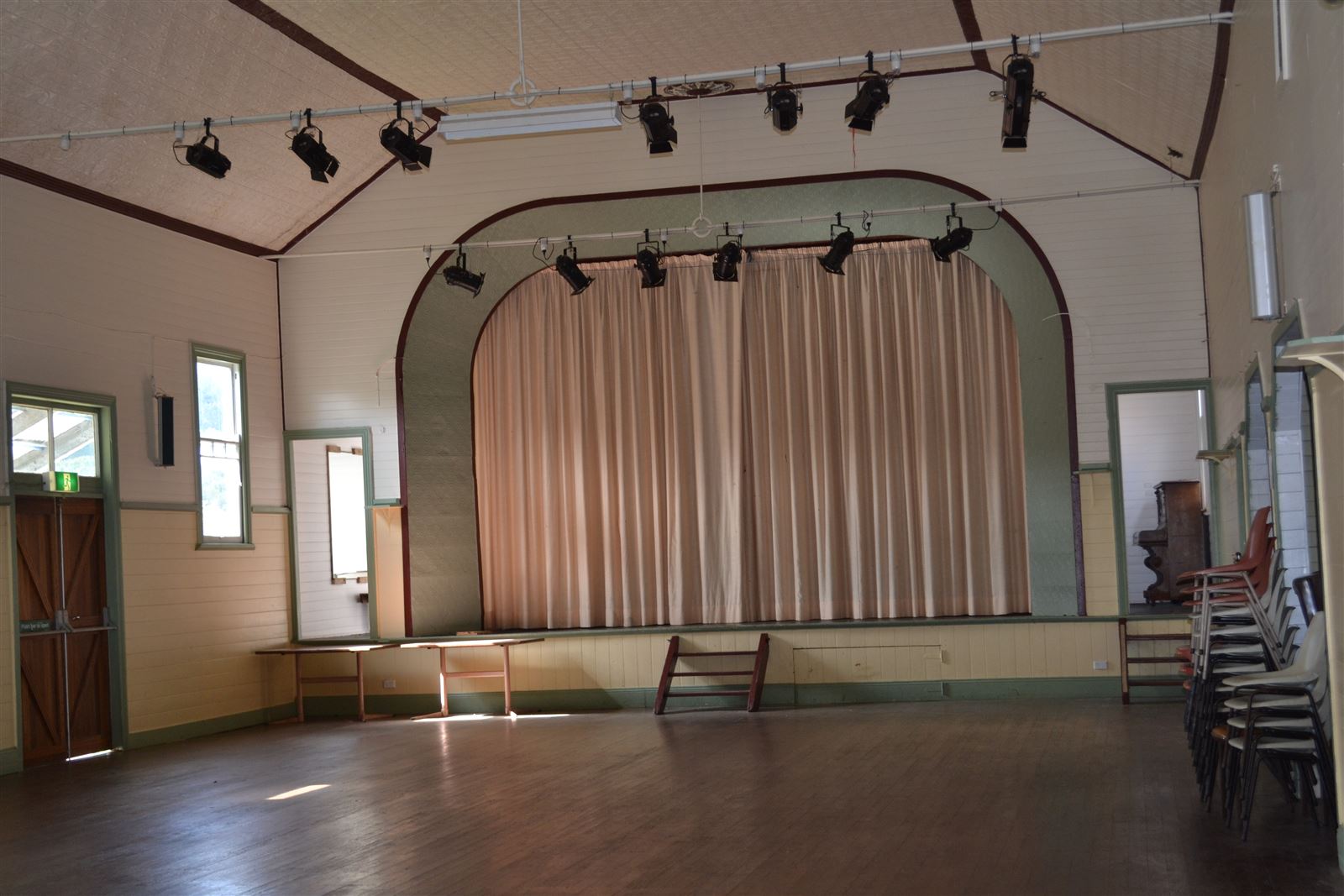 Locations Hub - Burringbar School of Arts Hall
